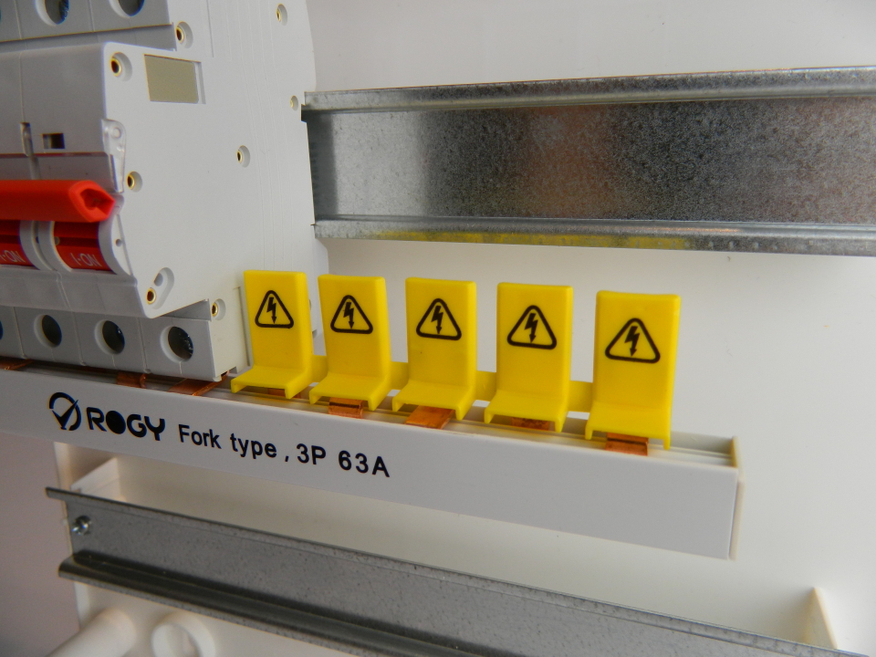 Beröringsskydd 5-moduler | Elbutik.se